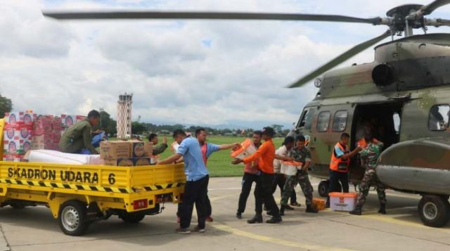 Lanud Atang Sandjaja Distribusikan Logistik untuk Korban Bencana Lewat ...